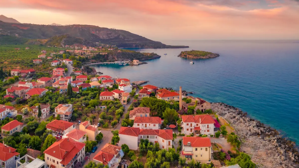 Πάσχα στην Καρδαμύλη με άρωμα παράδοσης - ΤΑΞΙΔΙ - Youweekly.gr