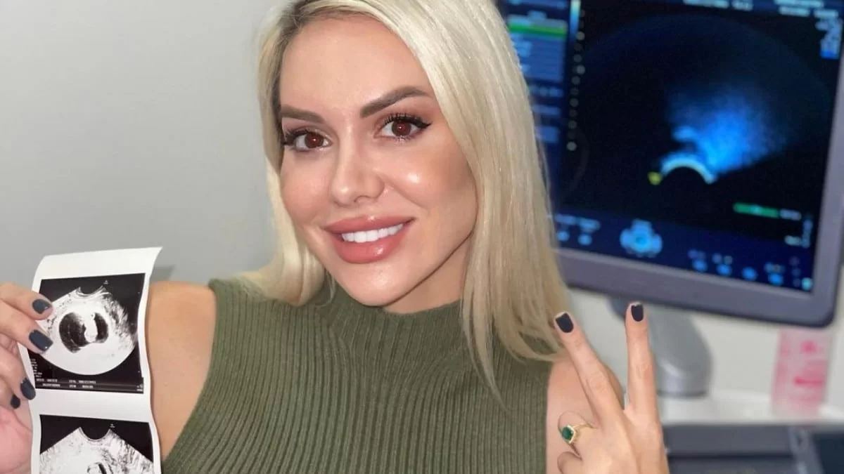 «Είχε ανάγκη να νιώσει υπαρκτή» - Το απαράδεκτο σχόλιο που δέχτηκε η ...