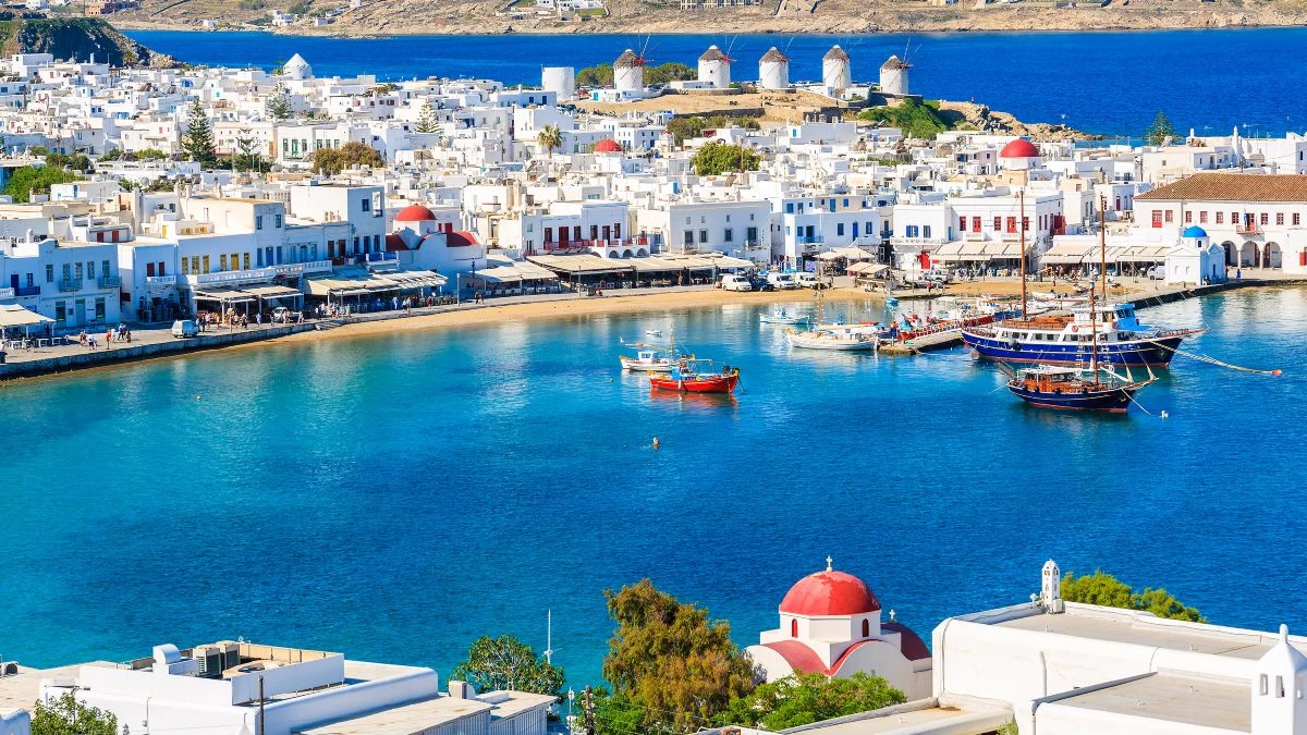 Καλοκαίρι στη Μύκονο: Το νησί των ανέμων και των ατελείωτων απολαύσεων ...