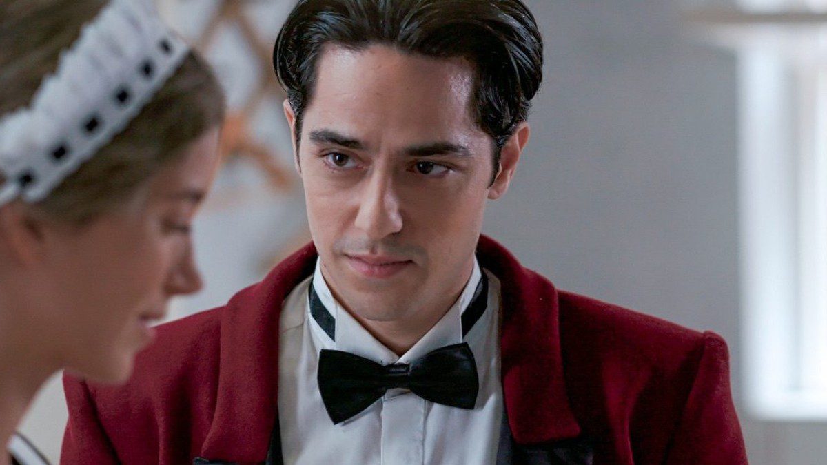 Grand Hotel (17/4): Ο Νικόλας ανάμεσα σε δυο γυναίκες - Το σατανικό σχέδιο της Ελένης - ΣΕΙΡΕΣ ...