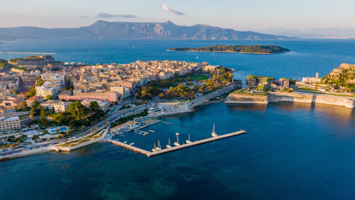 Κέρκυρα: 10 λόγοι για να ζήσεις το Πάσχα στο "νησί των Φαιάκων ...