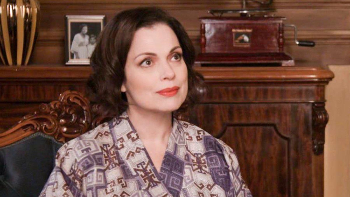 Grand Hotel (14/5): Η Κυβέλη δηλητηριάζει την ίδια της την κόρη! Αποβάλει η Αλίκη; - ΣΕΙΡΕΣ ...