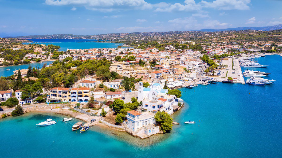 Πόρτο Χέλι: Ζήσε ένα μαγικό καλοκαίρι στο πιο δημοφιλές θέρετρο της ...