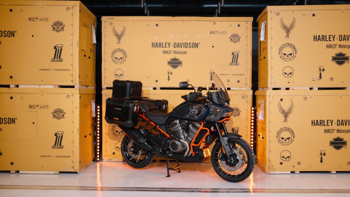 Η HARLEY-DAVIDSON γιόρτασε τα εγκαίνια του νέου της καταστήματος στην ...
